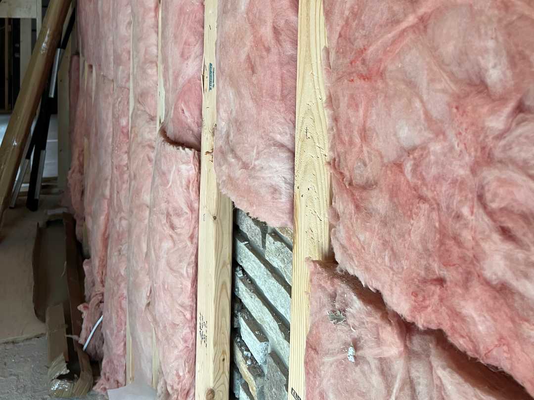 Batt Insulation Installers Toronto | Rockwool & Fibreglass Batt ...