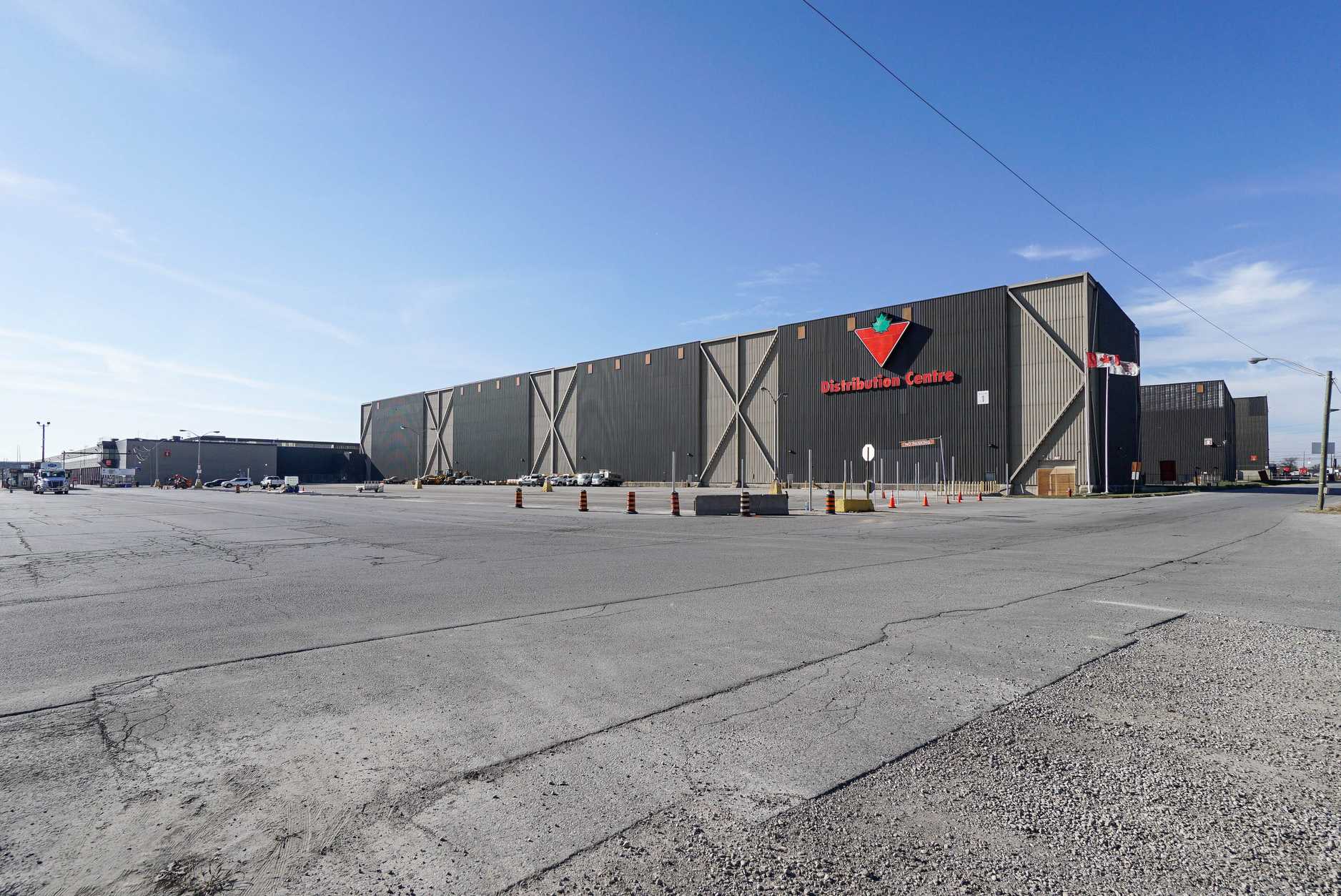 Canadian Tire Warehouse Completed by Toronto Tapers